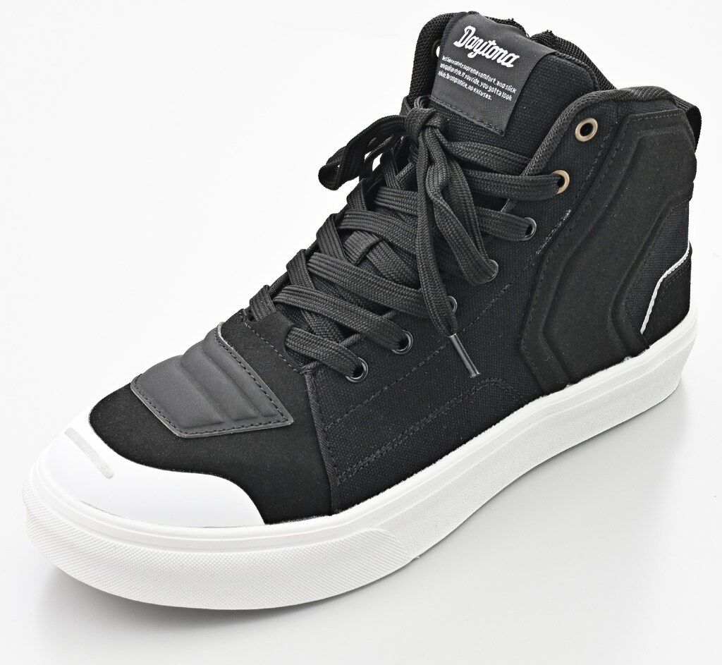 ■商品概要カラー：ブラックバイクシューズ防水スニーカーサイドジップ■詳細説明●サイドジップ仕様により、ブーツの脱ぎ履きがスムーズ。わずらわしい着脱のストレスを軽減。●防水仕様で雨天でも水の侵入を防ぎます。シュータン(ベロ)まで防水フィルム入...