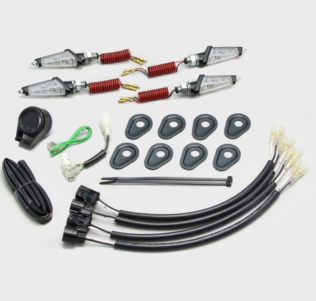 ■商品概要素材：アルミ(ボディ、ステー)取付ボルト：M10×P1.25消費電力：12V2W【付属品】・ICウインカーリレー・ステー・ジョイントハーネス■詳細説明アルミ製スリムボディにハイパワーLEDを組み込み、フロント・リア4ヶセットでノー...