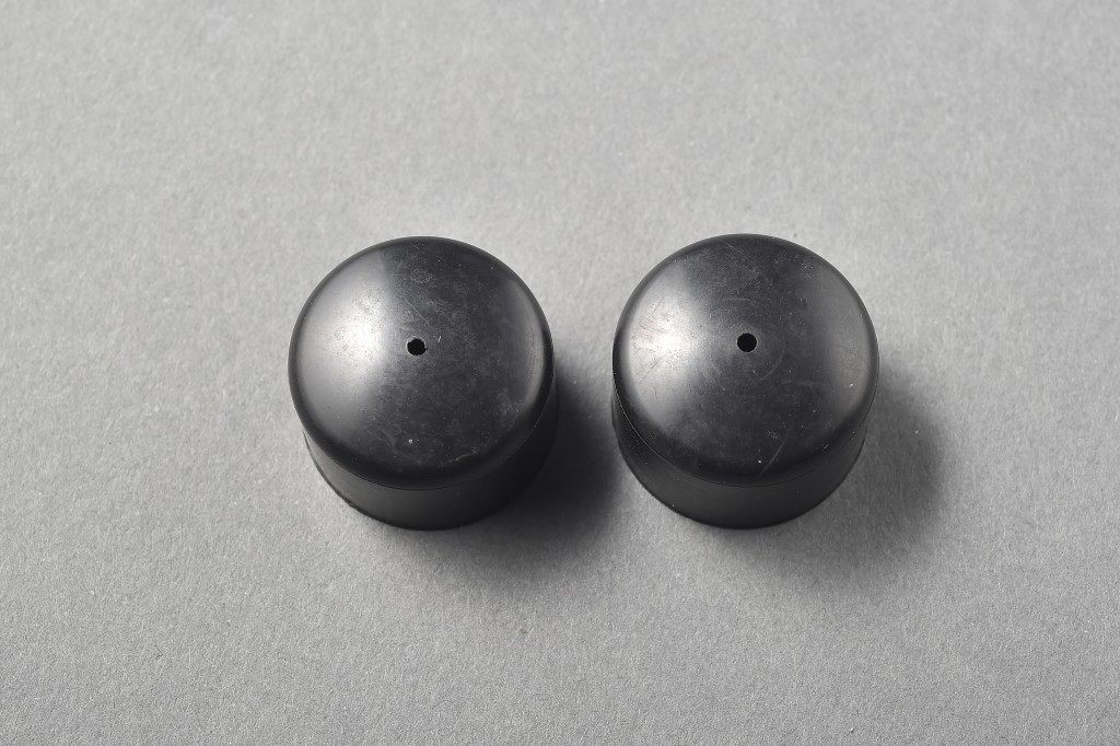 ■商品概要入数：2個(1台分)■詳細説明フューエルタンクのぐらつきや振動を抑制するための必需品。■注意点※掲載写真はイメージとなり実際の商品と異なる場合もございます。予めご了承下さい。■適合車種MACH 750SS&ensp;MACH 75...