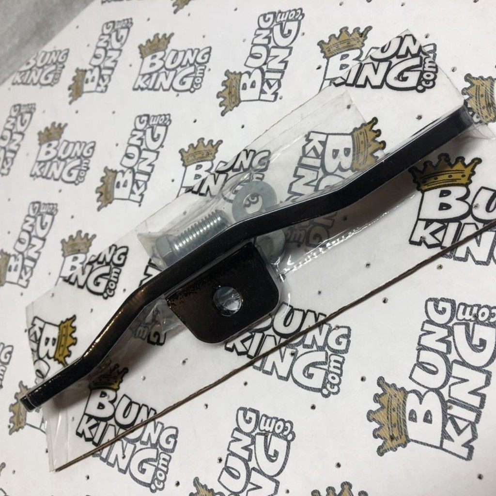 ■商品概要仕上り：サテンブラック■詳細説明18年以降ファットボブのヘッドライトを外し、17年以前のボトムマウントのラウンドヘッドライトに変換するブラケットです。■注意点※ヘッドライトとヘッドライトブロックは別売りです。※メーカー都合により商...