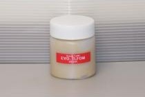 ■商品概要容量：90g■詳細説明『日本一小さいメーカーが作り上げた、世界一高性能なエンジンオイル』でお馴染みのRacingTaSK【レーシングタスク】。もちろんオイルは高性能なのですが、ウレア系グリスも優れものです。こちらの製品は『EVOL...