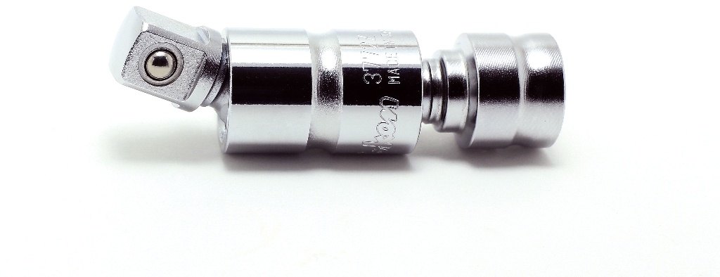 ■詳細説明6面式ボールジョイントの関節を2ヶ所を設け、片側最大50度の首振り角度を実現したユニバーサルジョイントです。■注意点※メーカー都合により商品の仕様変更がある場合がございます。ご了承ください。