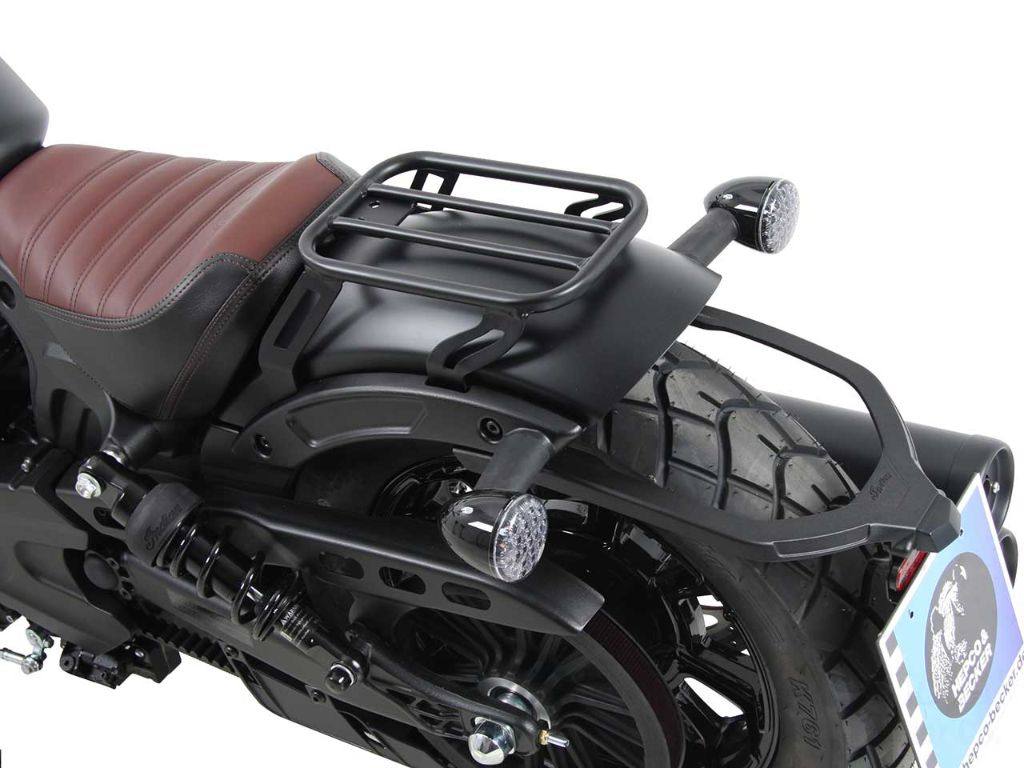 ■商品概要メーカー品番：6137561 00 01【カラー】・ブラック・高耐久パウダー塗装仕上げ■詳細説明Indian SCOUT／スカウトのツーリングカスタムパーツIndian SCOUT／スカウト用ヘプコ＆ベッカーリアキャリア。積載スペ...