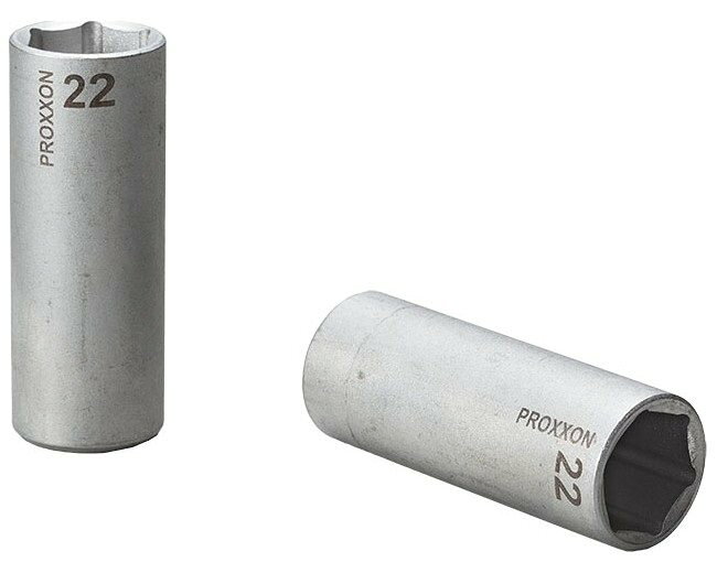 ■商品概要サイズ：22mm差込角サイズ：1／2(12.7mm)ソケット外寸：直径＝Φ30mm 長さ＝80mm重量：224g【素材／材質】クロムバナジウム鋼表面仕上：下地に二層のニッケルクローム／最終仕上げはマットクローム【仕様】レーザーマー...