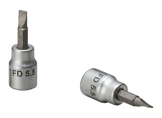 ■商品概要サイズ：(-)5.0mm差込角サイズ：3／8(9.5mm)ソケット外寸：直径＝18mm 長さ＝50mm重量：34g【素材／材質】クロムバナジウム鋼表面仕上：下地に二層のニッケルクローム／最終仕上げはマットクローム【仕様】レーザーマ...
