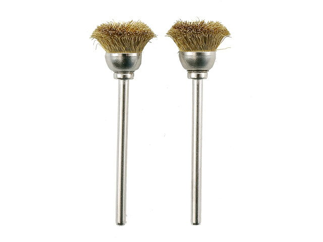 ■商品概要【製品仕様】形状：カップ型Φ13mm×高さ7.5mm材質：真鍮ワイヤーシャフト径：Φ2.35mm■詳細説明用途：鉄、非鉄金属のみがき、サビ落とし。■注意点※実際の商品とは異なる場合があります。※画像の先端ビット、工具類、材料や加工...