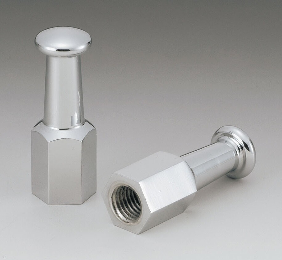 ■商品概要カラー：クロームメッキ素材：スチール製全長：40mm2個セット■詳細説明ショック上部のボルト位置に装着します。