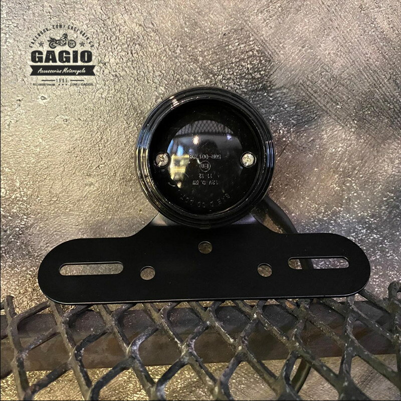 ■商品概要Color：Black■詳細説明Round rear lights， three layers of black frame Suitable foravintage style motorcycle， classic cafes...