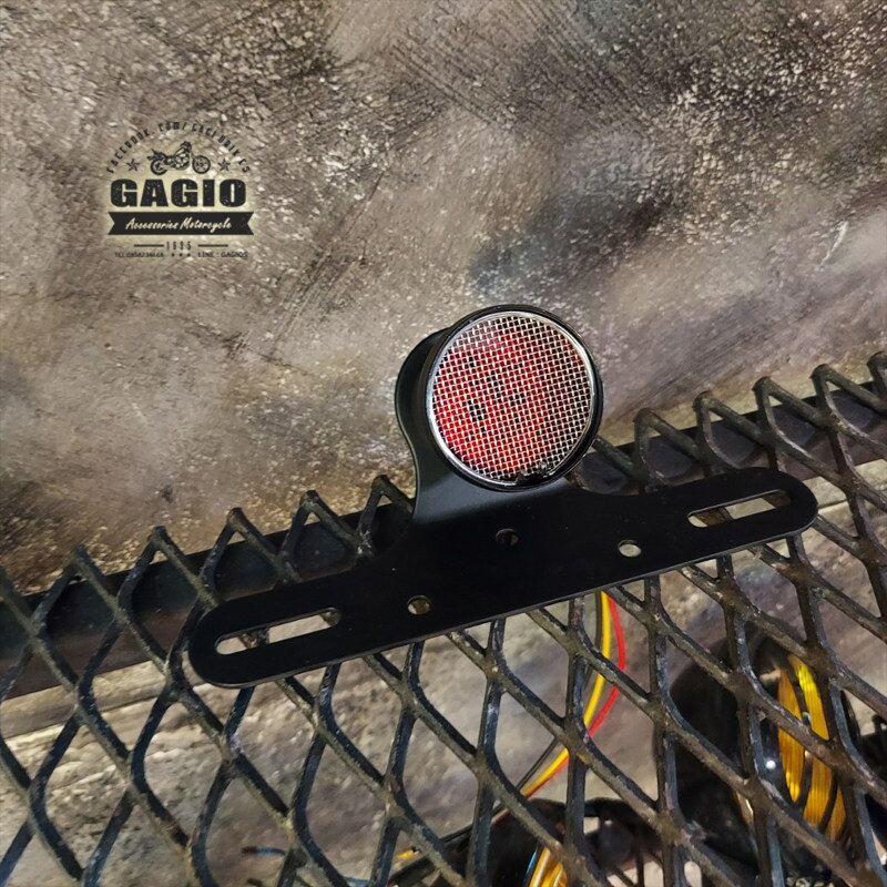 ■詳細説明Cylinder LED taillights have sieve. Suitable for vintagestylemotorcycles， classic cafes， through HD numbers， made o...