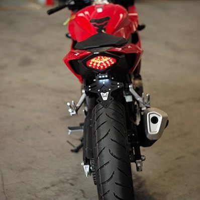 ■商品概要Fit for Model：CBR650R，CB650R [2021]■詳細説明Color：BlackTail Tidy - A two in one as fender eliminator andundertail licen...