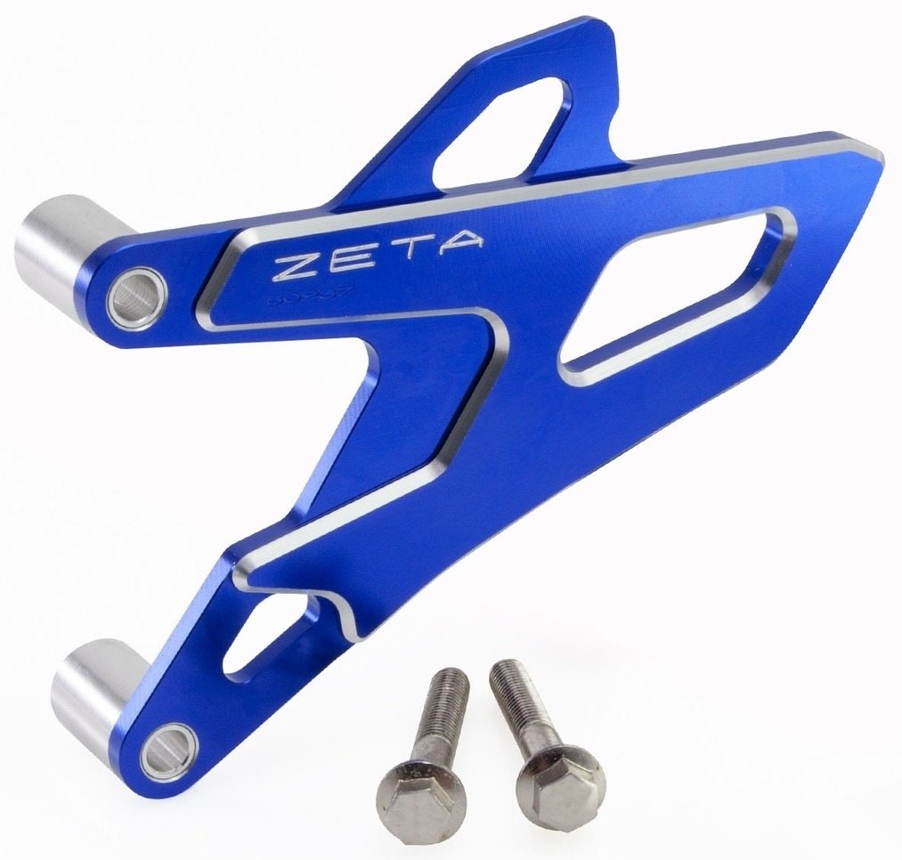 ■商品概要メーカー品番：ZE80-9374◆カラー：ブルー◆素材：アルミ■詳細説明純正品と比較して強度、メンテナンス性が向上。また、マディー走行時の泥噛みを軽減する。アルミ合金をCNC加工し、カラーアルマイトを施す。エンジン周りを鮮やかにド...