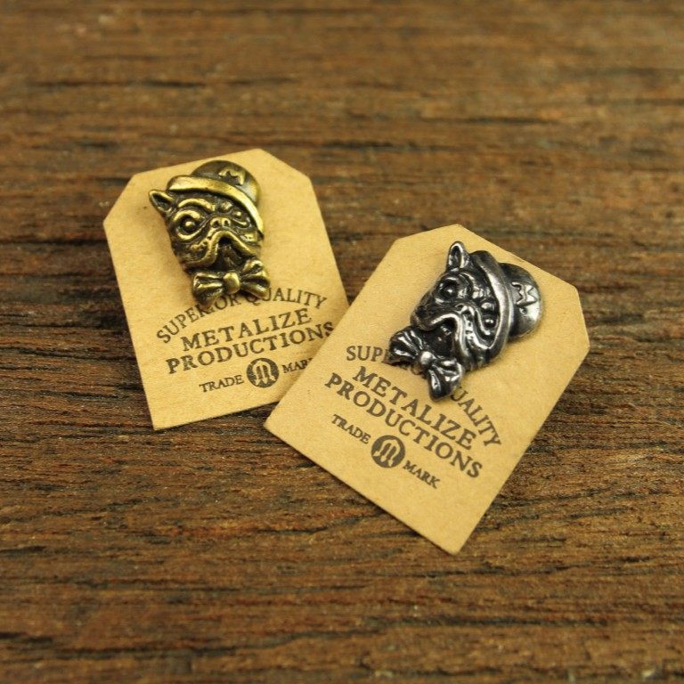 ■商品概要材質：合金サイズ：15 × 20mm■詳細説明Metalize Productions was founded in 2010 as a specializedaccessories brand， with a focus on ...