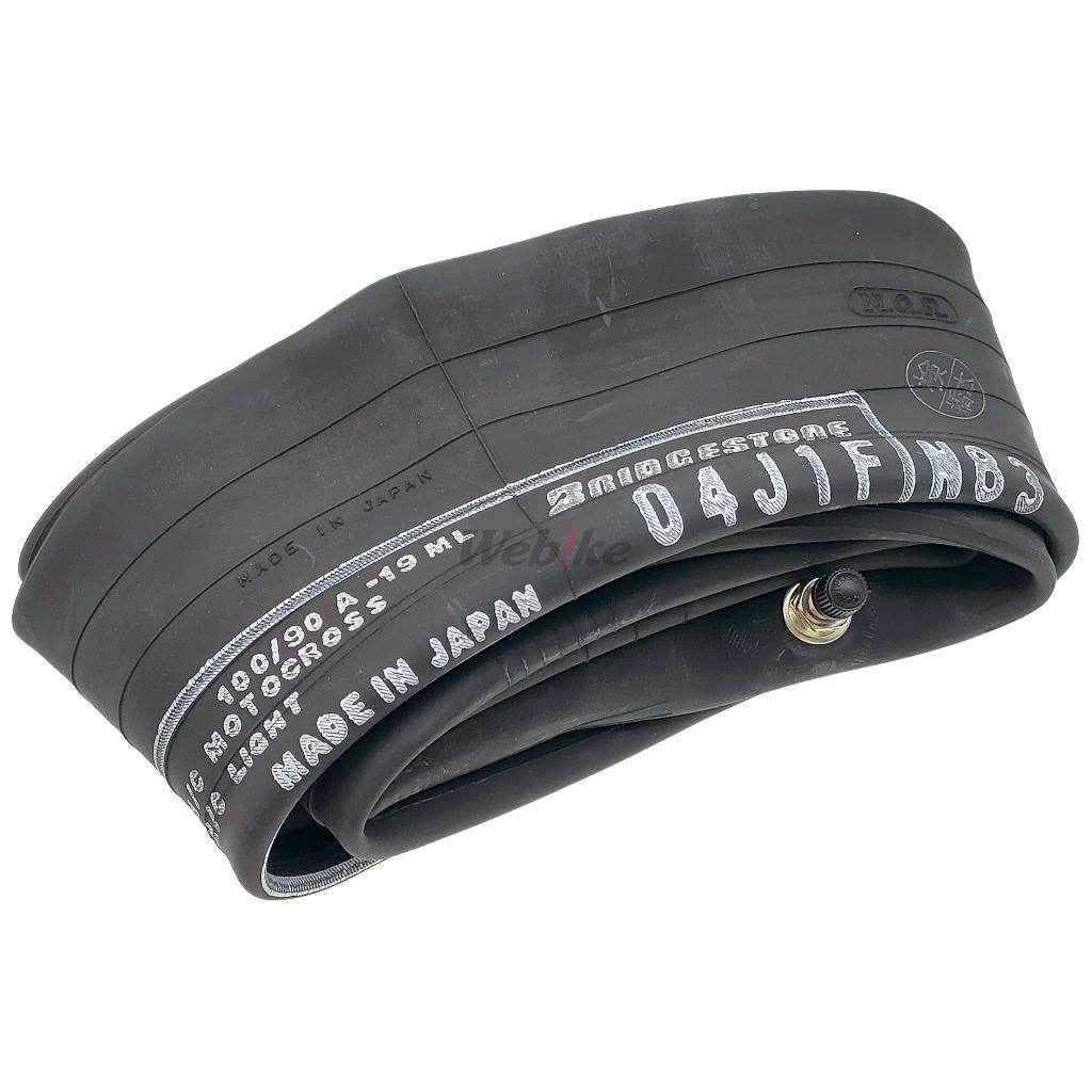 ■商品概要対応サイズ：100／90-19、110/80-19■注意点※掲載のタイヤ適合車種は参考としてご使用願います。実際の装着サイズとは異なる場合があります。※車種名、排気量、年式が同じでも、車種によってはマイナーチェンジ、特殊仕様車およ...