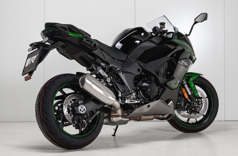 ■商品概要rem_94582_100365-2+0105_367020■詳細説明Slip On REMUS NXT stainless steel matt for Kawasaki NINJA 1000SXasof MY 20＝>cons...