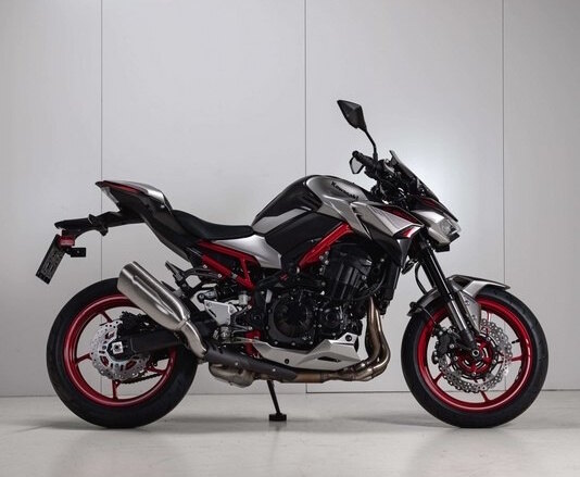 ■商品概要rem_94583_100365-1+0105_366020■詳細説明RACING Slip On REMUS NXT stainless steel matt for Kawasaki Z900consisting of Sli...