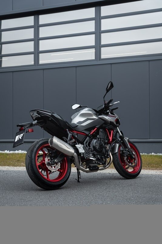 ■商品概要rem_94583_364523+0115_364523■詳細説明Slip On REMUS NXT stainless steel matt for KAWASAKI Z650／Ninja650MY 23＝>consisting...