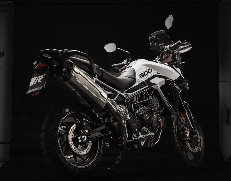 ■商品概要rem_82682_916024+0105_916024■詳細説明Slip On REMUS 8 2.0 stainless steel exhaust system for TriumphTiger900GT，MY 24＝>co...