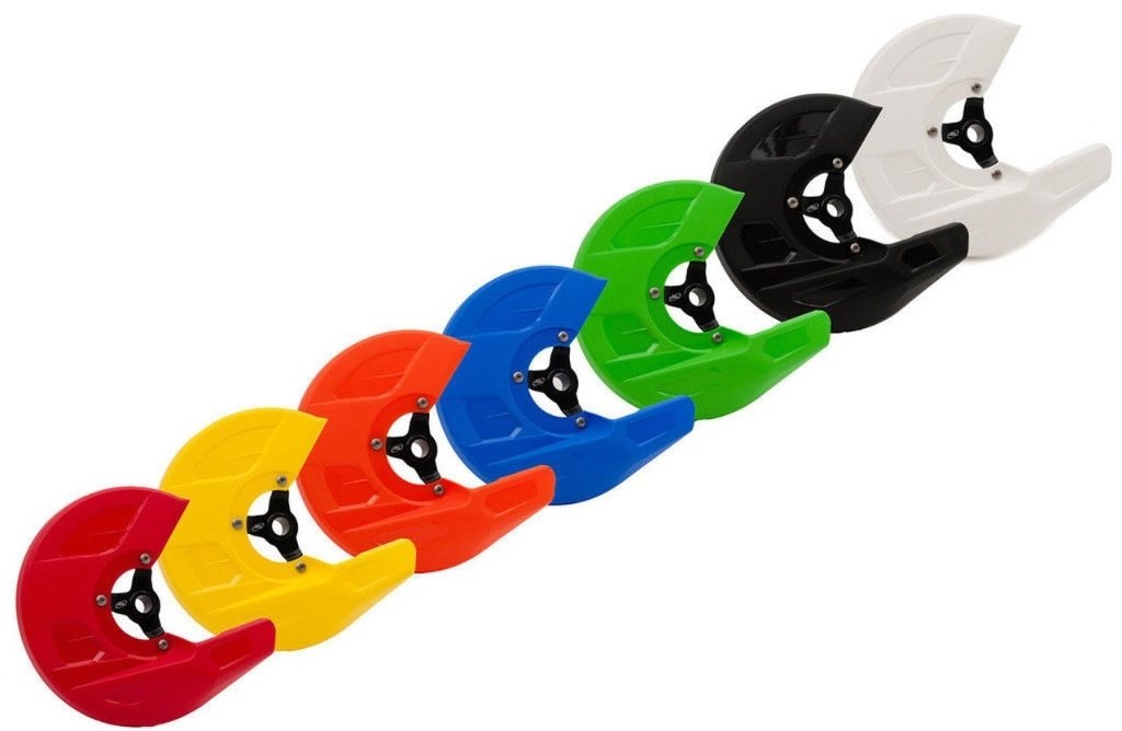 ■商品概要カラー：ブラック詳細・高強度かつ軽量なプラスチック製・取り付けブラケットは高強度アルミからCNC加工される・ブレーキキャリパー冷却用の2つの通気孔を装備・270mmオーバーサイズブレーキディスク対応・6カラーから選択可能・リペアペ...