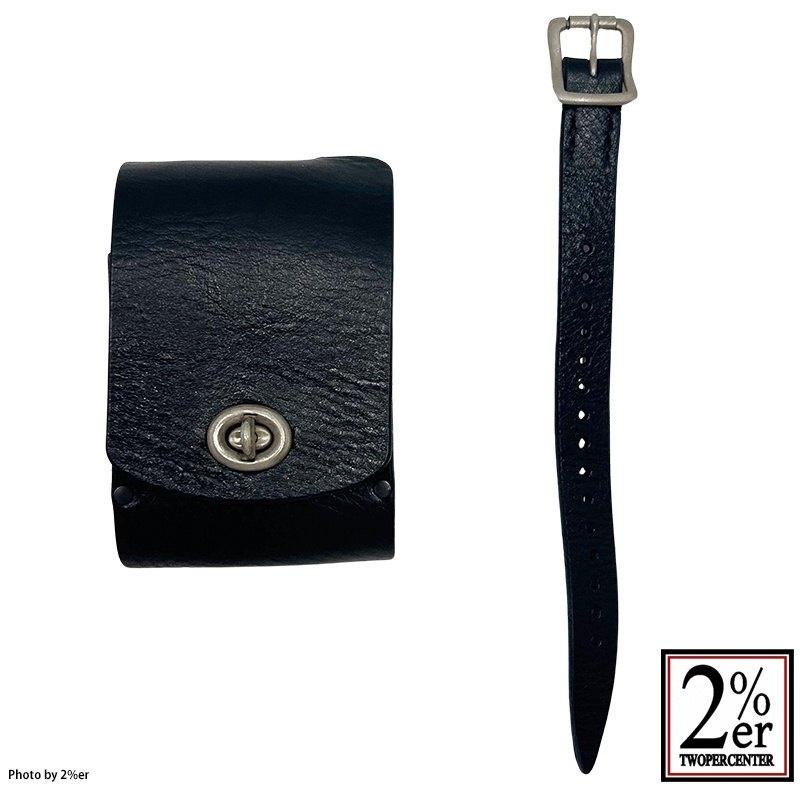 ■商品概要【サイズ】W9cm×H14cm×D5.5cm■詳細説明バイク用のポータブルETCやタバコ等を入れて頂けるポーチです。背面の穴に付属のベルトを通して車体に固定して下さい。ベルトは縦にも横にも通せるので、ハンドル周りやバッグの肩紐等、...