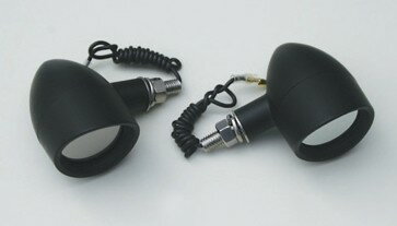 ■商品概要■左右セット■マットブラックタイプ■詳細説明12V23Wバルブ(クリアー／スモーク／メッキ・レンズ仕様は、オレンジバルブ)付。ウインカー取り付けボルトやワッシャーなど、各所にステンレス素材を採用。左右、別体式ボディ。(水抜き穴があ...