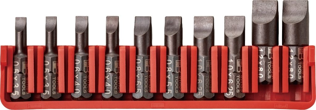 ■商品概要【セット内容】・マイナスビット(先端厚×幅：0.5×3.5、0.6×4.0、0.8×5.5、1×6.25、1.2×8)×各2本、1.0×6.25、1.2×8.0)・ビットホルダー■詳細説明強度と精度に優れた差込角1/4'(6.35...