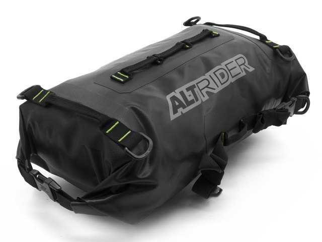 ■商品概要カラー：Black■詳細説明The AltRider SYNCH (siNGk) Dry Bags are the culmination of 15yearsof off-road camping experience， wor...