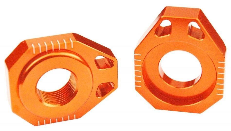 ■詳細説明【Description】・SCAR Axle Blocks・CNC machined・Reverse and forward positions・Precision axle alignment・Anodised blue，re...