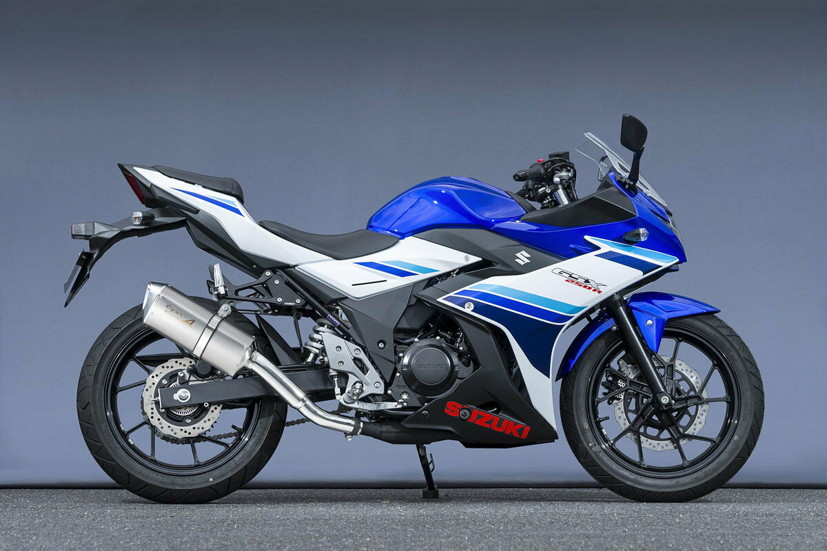 ■商品概要サイレンサー：TYPE-SA音量：90db／4000rpm加速騒音：77db重量：2.2kg(STD4.2kg)タンデム：○ドレン：○エレメント：○JMCA認証認証制度適合品(2BK-DN11A)サイレンサーサイズ：チタン三角形×...