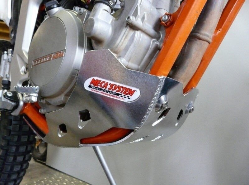 ■詳細説明Aluminum Protective motor KTM■注意点※取扱説明書が付属する場合は、外国語となります。※輸入商材の為、納期が遅れる場合がございます。あらかじめご了承ください。※画像には他の商品が含まれている場合がありま...