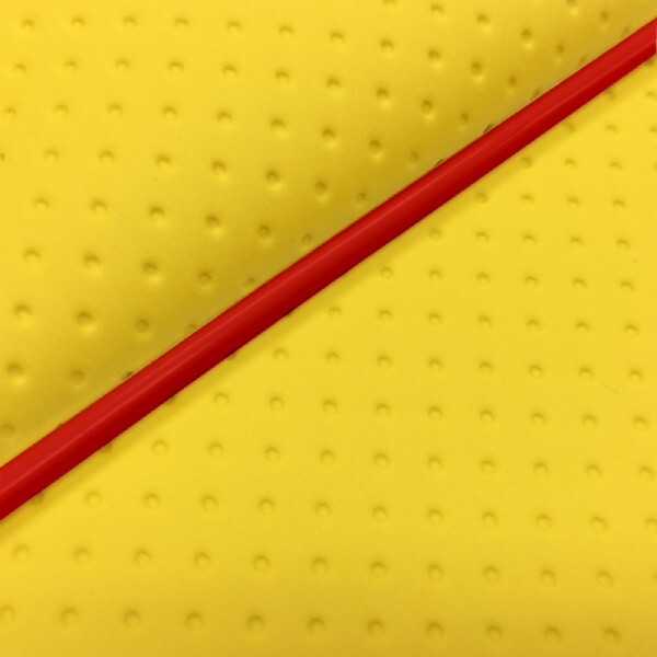 ■注意■この商品は下記となります。必ずご確認ください。カラー：フルエンボスイエロー／赤パイピング■他の商品はこちらですカラー：黒はこちらカラー：黒／黄色パイピングはこちらカラー：黒／白パイピングはこちらカラー：黒／赤パイピングはこちらカラー...