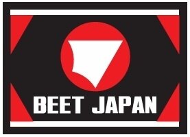 ■詳細説明オートバイの保管やメンテナンスの際に最適な「BEET レーシングフロアマット」です。・吸水性、耐久性、耐摩耗性に優れるナイロン素材のカーペット部分と柔軟性に優れる不浸透性TPR素材のベースシートで構成。・カーペット部分は難燃素材を...