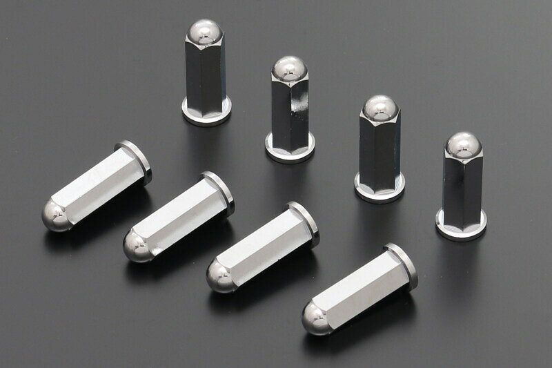 ■商品概要素材：スチール／クロームメッキ仕上げ全長：32mm入数：8個1台分セット■詳細説明ロングタイプのエキゾーストフランジナットに変更することでマフラー交換時の作業性が大幅に向上します。■適合車種CB400F&ensp;CB400FCB...