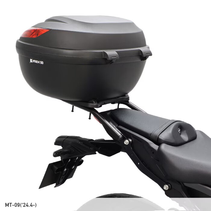 ■商品概要カラー：ブラック容量：50Lメーカー保証期間：6ヶ月間、かつ取り付け後走行距離5000kmまで材質：メインキャリア部：鉄(電着塗装＋粉体塗装仕上げ)最大積載量：キャリア：8kgボックス：3kgボックス重量：4.8kgボックス内寸：...