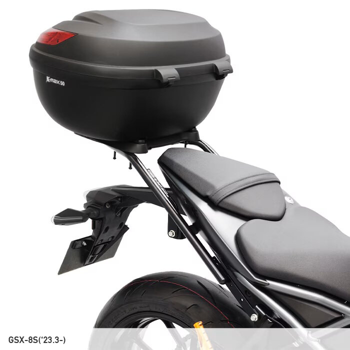 ■商品概要カラー：ブラック容量：50Lメーカー保証期間：6ヶ月間、かつ取り付け後走行距離5000kmまで取付時間：0.2h材質：メインキャリア部：鉄(電着塗装＋粉体塗装仕上げ)最大積載量：キャリア：8kg最大積載量：ボックス：3kg重量：ボ...