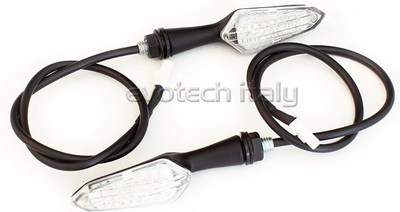 ■詳細説明Aftermarket Led Indicators With Connector Model 1■注意点※取扱説明書が付属する場合は外国語となります。※輸入商材の為、納期が遅れる場合がございます。あらかじめご了承ください。※画像...