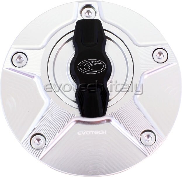 ■詳細説明Evotech gas caps are characterized by a unique and engagingdesign.They have beenthought to give style and personali...