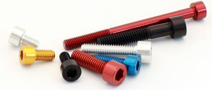 ■詳細説明Machined from Ergal T-7075 aluminum billet using ourmostsophisticated CNC machineries. Thanks to material andmachin...