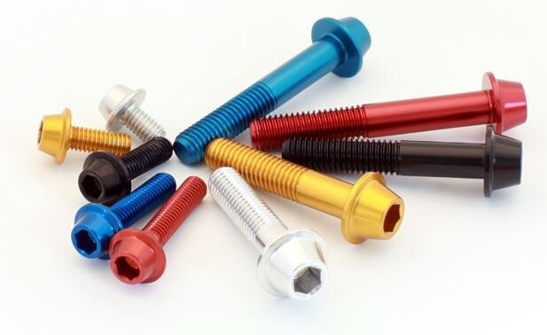 ■詳細説明Machined from Ergal T-7075 aluminum billet using ourmostsophisticated CNC machineries. Thanks to material andmachin...