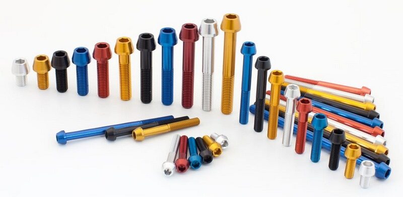 ■詳細説明Machined from Ergal T-7075 aluminum billet using ourmostsophisticated CNC machineries. Thanks to material andmachin...