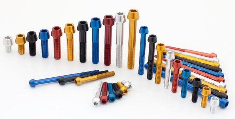 ■詳細説明Machined from Ergal T-7075 aluminum billet using ourmostsophisticated CNC machineries. Thanks to material andmachin...