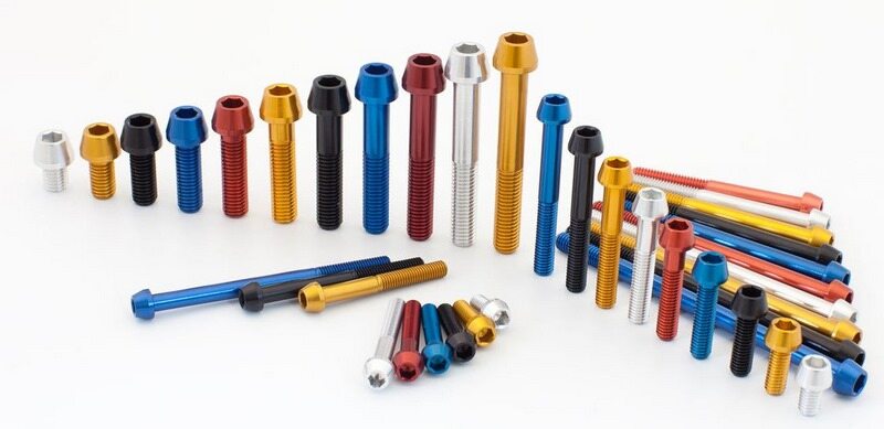 ■詳細説明Machined from Ergal T-7075 aluminum billet using ourmostsophisticated CNC machineries. Thanks to material andmachin...