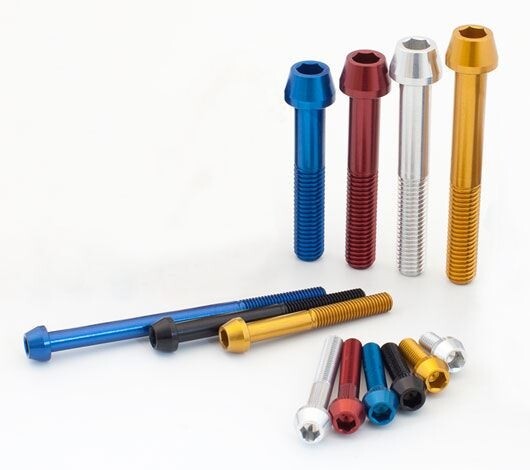 ■詳細説明Machined from Ergal T-7075 aluminum billet using ourmostsophisticated CNC machineries. Thanks to material andmachin...