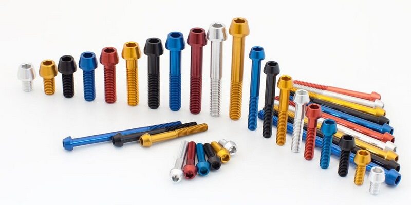 ■詳細説明Machined from Ergal T-7075 aluminum billet using ourmostsophisticated CNC machineries. Thanks to material andmachin...