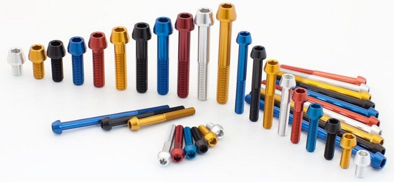 ■詳細説明Machined from Ergal T-7075 aluminum billet using ourmostsophisticated CNC machineries. Thanks to material andmachin...