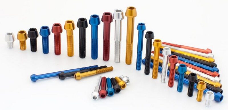 ■詳細説明Machined from Ergal T-7075 aluminum billet using ourmostsophisticated CNC machineries. Thanks to material andmachin...