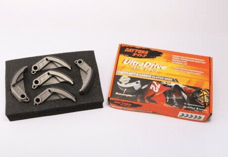 ■商品概要Fitment：Yamaha XMax 250■詳細説明Daytona’s new hi-carbon kevlar clutch shoe、made from a kevlarandcarbon compound. With a...