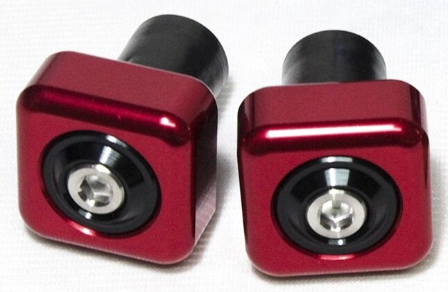 ■詳細説明Features -- Direct-fit handlebar ends no modification required- Replaces existing handlebar ends- Adds color and ch...