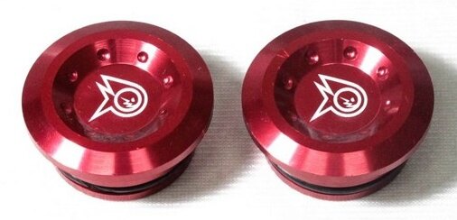 ■詳細説明Features -- CNC machined anodized aluminum wont peel or fade.- Replaces the original side frame cap.- Adds color an...