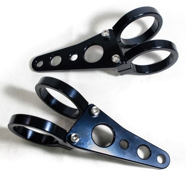 ■詳細説明Features- Direct-fit headlight mount no modification required- Adds color and character to your motorcycle- Extra-t...