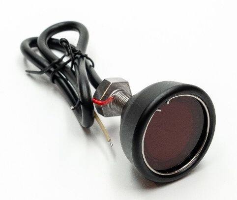 ■商品概要寸法：直径：42mm奥行き：30mm取り付けサイズ：M10 × 1.00mm ねじボルト消費電力：0.2 Amp max素材：ビレットアルミニウムおよび光学アクリル配線：-赤：ブレーキ-黄：ランニングライト-ブラック：アース■詳細...